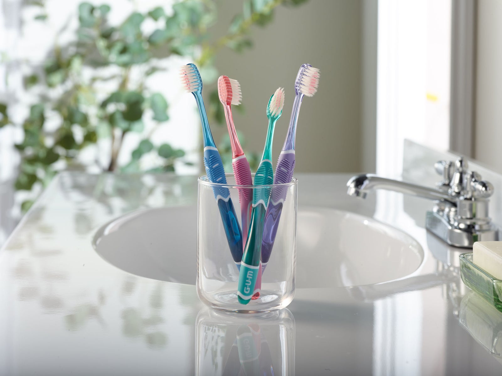 SUNSTAR GUM® USA | Toothbrushes, Interdentals and Oral Care Products